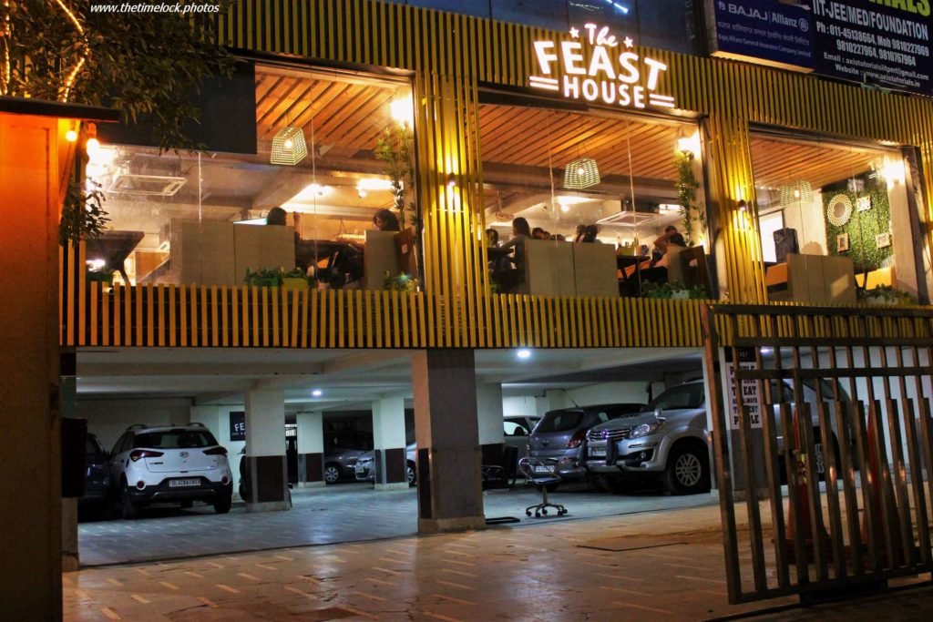 This Big Nacho Burger Should Be On Every Foodie's Bucket List - DforDelhi