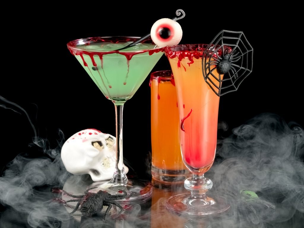 Halloween Cocktails To Match Your Halloween Costumes!